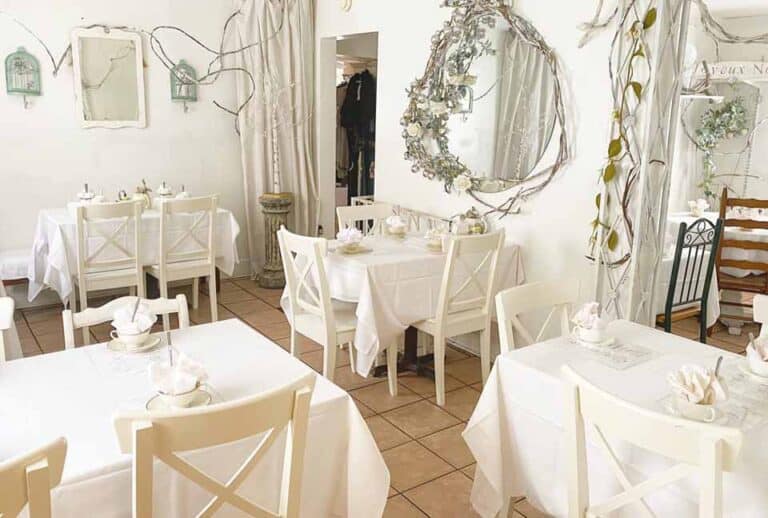 Ashes Boutique & Tea Room in Jacksonville Beach - Jacksonville Beach Moms